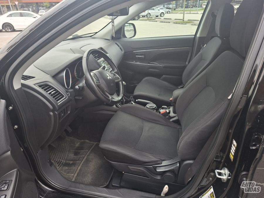 Melns Mitsubishi ASX 2015 Klaipėda, ar dzinēja tilpumu 2.00 L un nobraukumu 139 tūkst. km par 6000 €, foto 15 vietnē AUTOMOTO.COM.LV