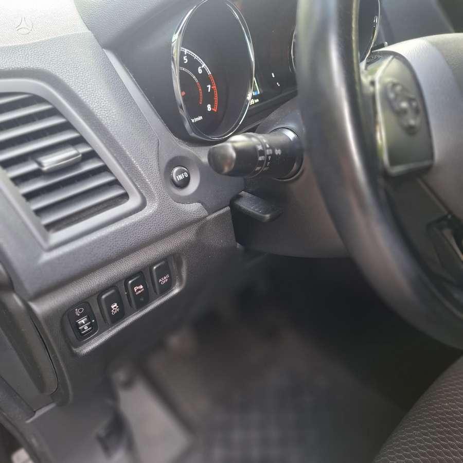 Black Mitsubishi ASX 2016 in Vilnius, with an engine capacity of 1.59 L and mileage of 282 thousand km for 5290 €, photo 13 on AUTOMOTO.COM.LV