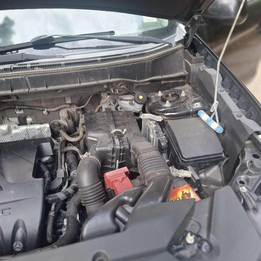 Black Mitsubishi ASX 2016 in Vilnius, with an engine capacity of 1.59 L and mileage of 282 thousand km for 5290 €, photo 32 on AUTOMOTO.COM.LV