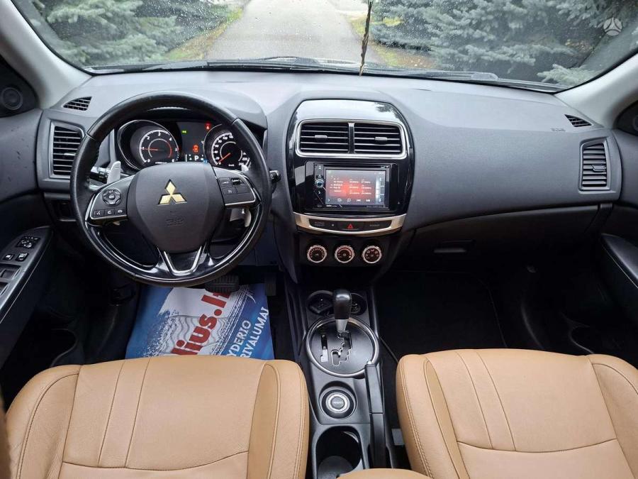 Black Mitsubishi ASX 2016 in Utena, with an engine capacity of 2.27 L and mileage of 170 thousand km for 7750 €, photo 9 on AUTOMOTO.COM.LV