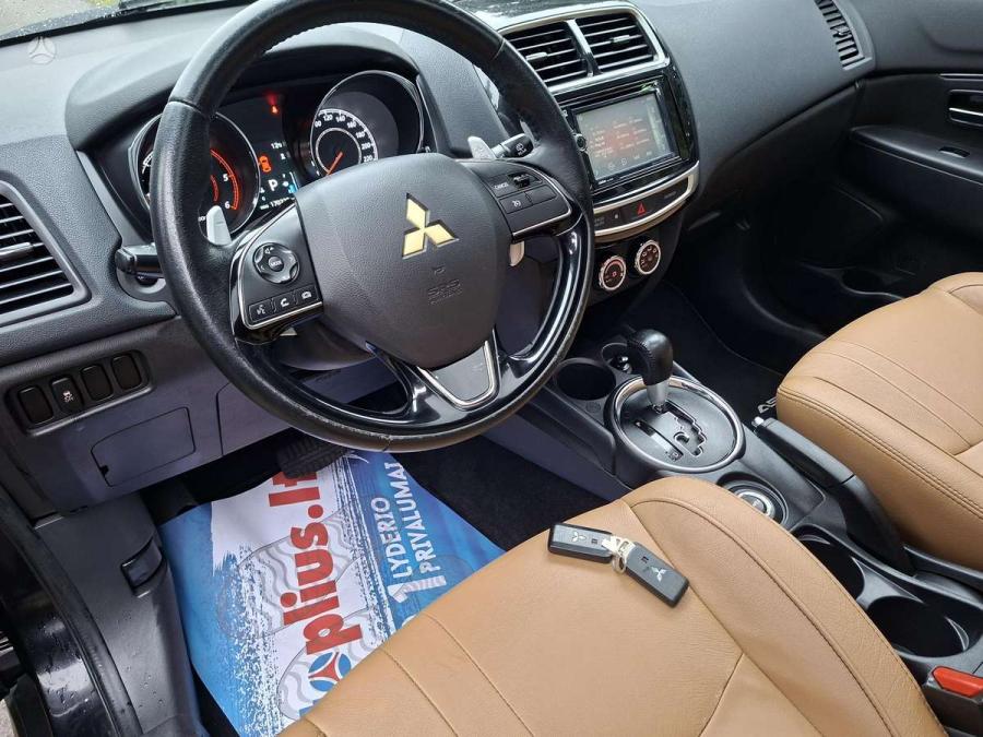 Black Mitsubishi ASX 2016 in Utena, with an engine capacity of 2.27 L and mileage of 170 thousand km for 7750 €, photo 15 on AUTOMOTO.COM.LV