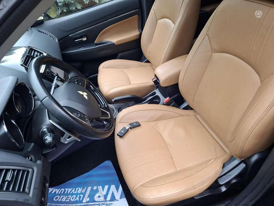 Black Mitsubishi ASX 2016 in Utena, with an engine capacity of 2.27 L and mileage of 170 thousand km for 7750 €, photo 20 on AUTOMOTO.COM.LV