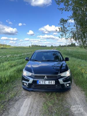 Melns Mitsubishi ASX 2017 Viļņa, ar dzinēja tilpumu 2.00 L un nobraukumu 187 tūkst. km par 8700 €, foto  vietnē AUTOMOTO.COM.LV
