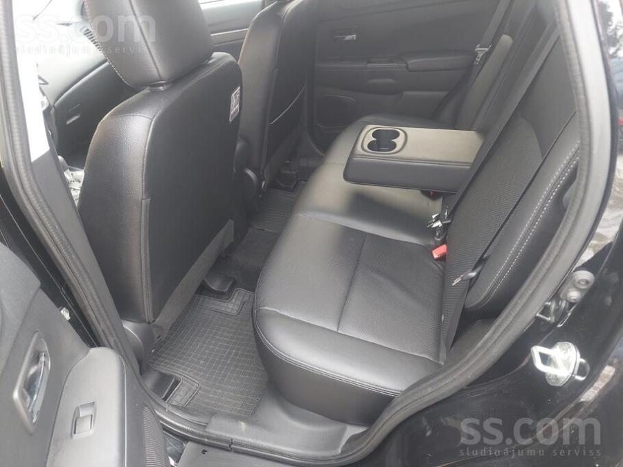 Black Mitsubishi ASX 2017 in Riga, with an engine capacity of 2.20 L and mileage of 0 thousand km for 12895 €, photo 16 on AUTOMOTO.COM.LV