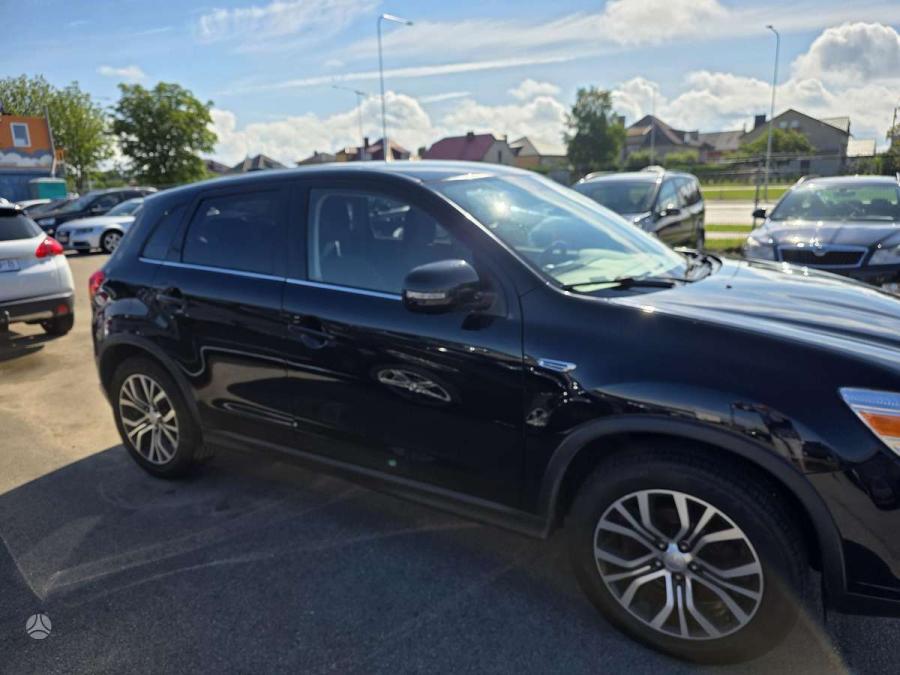Melns Mitsubishi ASX 2017 Šauļi, ar dzinēja tilpumu 1.56 L un nobraukumu 269 tūkst. km par 8500 €, foto 4 vietnē AUTOMOTO.COM.LV
