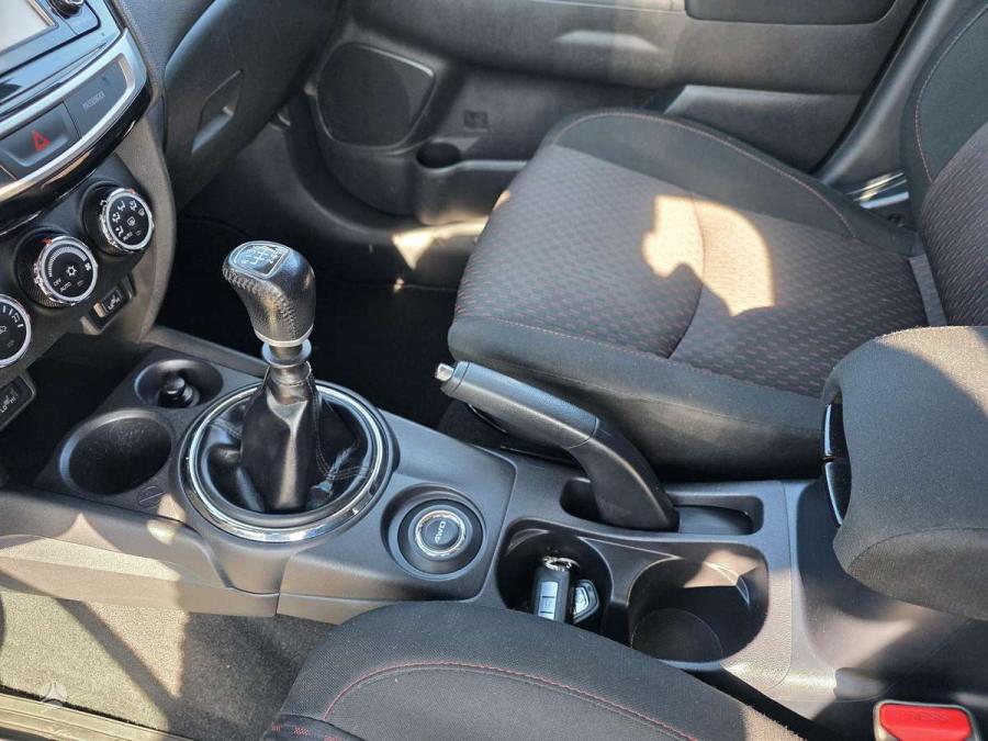 Melns Mitsubishi ASX 2017 Šauļi, ar dzinēja tilpumu 1.56 L un nobraukumu 269 tūkst. km par 8500 €, foto 12 vietnē AUTOMOTO.COM.LV