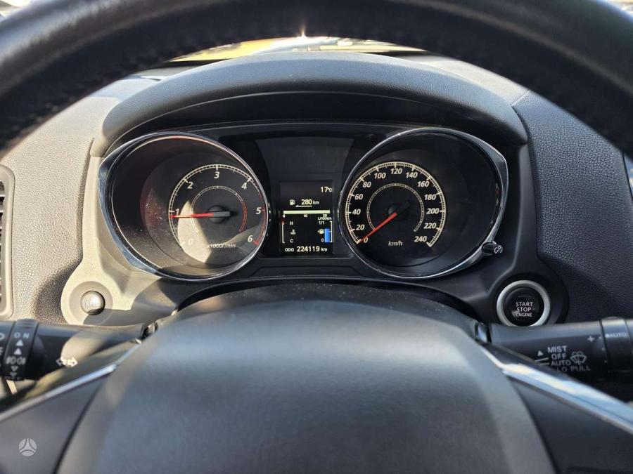 Melns Mitsubishi ASX 2017 Šauļi, ar dzinēja tilpumu 1.56 L un nobraukumu 224 tūkst. km par 8500 €, foto 8 vietnē AUTOMOTO.COM.LV