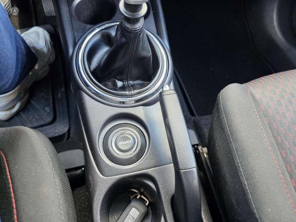 Black Mitsubishi ASX 2017 in Siauliai, with an engine capacity of 1.56 L and mileage of 224 thousand km for 8500 €, photo 10 on AUTOMOTO.COM.LV