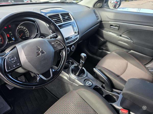 Black Mitsubishi ASX 2017 in Siauliai, with an engine capacity of 1.56 L and mileage of 224 thousand km for 8500 €, photo 11 on AUTOMOTO.COM.LV