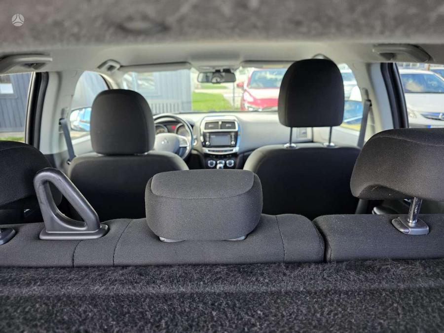 Melns Mitsubishi ASX 2017 Šauļi, ar dzinēja tilpumu 1.56 L un nobraukumu 224 tūkst. km par 8500 €, foto 15 vietnē AUTOMOTO.COM.LV