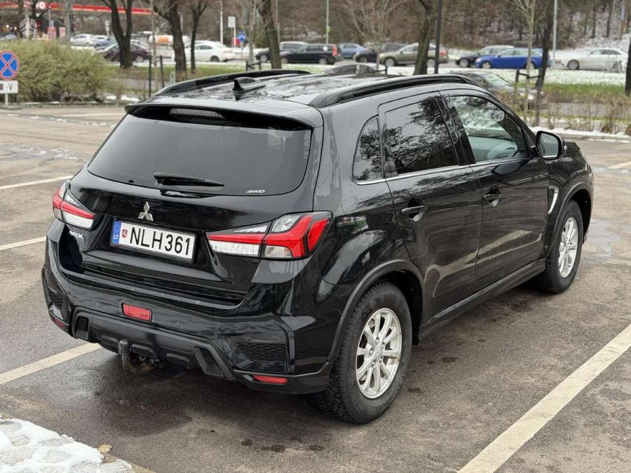 Melns Mitsubishi ASX 2020 Viļņa, ar dzinēja tilpumu 2.00 L un nobraukumu 180 tūkst. km par 10900 €, foto 7 vietnē AUTOMOTO.COM.LV