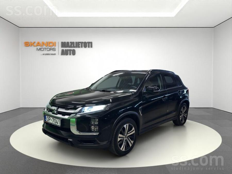Black Mitsubishi ASX 2020 in Riga, with an engine capacity of 2.00 L and mileage of 90 thousand km for 14990 €, photo 1 on AUTOMOTO.COM.LV