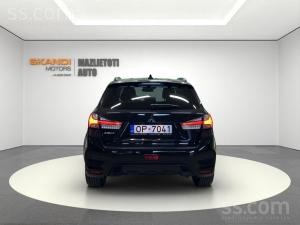 Black Mitsubishi ASX 2020 in Riga, with an engine capacity of 2.00 L and mileage of 90 thousand km for 14990 €, photo 6 on AUTOMOTO.COM.LV
