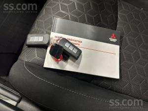 Black Mitsubishi ASX 2020 in Riga, with an engine capacity of 2.00 L and mileage of 90 thousand km for 14990 €, photo 20 on AUTOMOTO.COM.LV