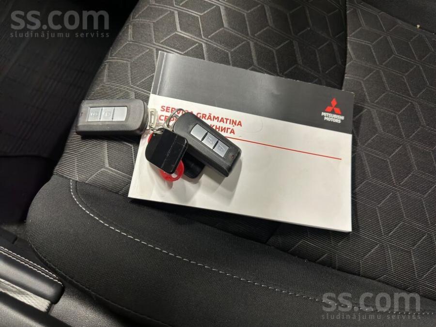 Black Mitsubishi ASX 2020 in Riga, with an engine capacity of 2.00 L and mileage of 90 thousand km for 14990 €, photo 20 on AUTOMOTO.COM.LV