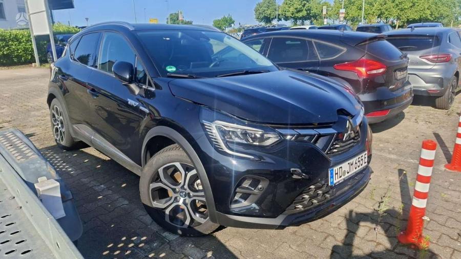 Black Mitsubishi ASX 2024 in Telschi, with an engine capacity of 1.60 L and mileage of 25 thousand km for 13900 €, photo 1 on AUTOMOTO.COM.LV