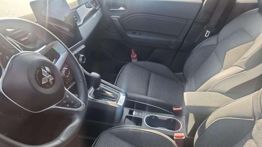 Black Mitsubishi ASX 2024 in Telschi, with an engine capacity of 1.60 L and mileage of 25 thousand km for 13900 €, photo 12 on AUTOMOTO.COM.LV