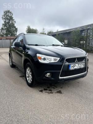 Black Mitsubishi ASX 2011 in Kraslava, with an engine capacity of 1.60 L and mileage of 247 thousand km for 3500 €, photo 6 on AUTOMOTO.COM.LV