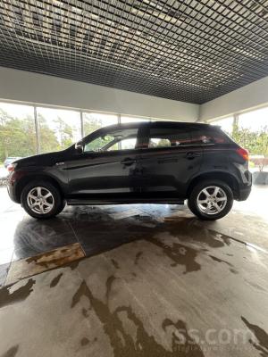 Melns Mitsubishi ASX 2012 Jēkabpils, ar dzinēja tilpumu 1.80 L un nobraukumu 297 tūkst. km par 4200 €, foto 4 vietnē AUTOMOTO.COM.LV