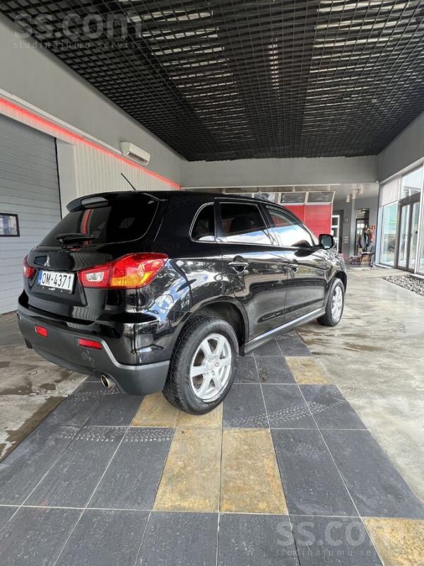 Black Mitsubishi ASX 2012 in Jekabpils, with an engine capacity of 1.80 L and mileage of 297 thousand km for 4200 €, photo 6 on AUTOMOTO.COM.LV