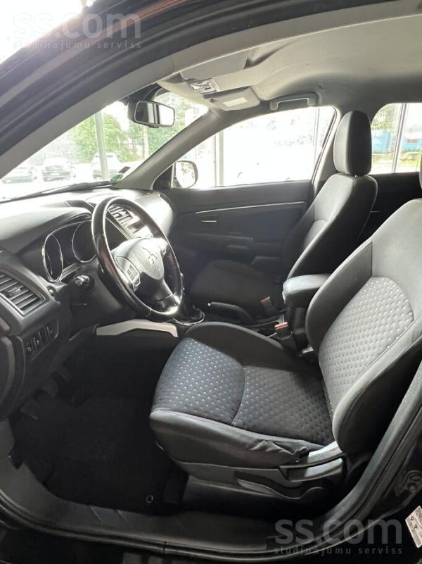 Black Mitsubishi ASX 2012 in Jekabpils, with an engine capacity of 1.80 L and mileage of 297 thousand km for 4200 €, photo 9 on AUTOMOTO.COM.LV