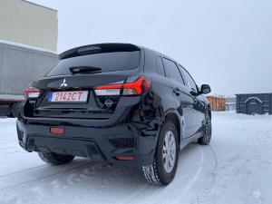 Black Mitsubishi ASX 2020 in Jonava, with an engine capacity of 2.00 L and mileage of 87 thousand km for 15200 €, photo 6 on AUTOMOTO.COM.LV