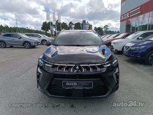 Melns Mitsubishi ASX 2025 Tallina, ar dzinēja tilpumu 1.00 L un nobraukumu 0 tūkst. km par 23990 €, foto 4 vietnē AUTOMOTO.COM.LV