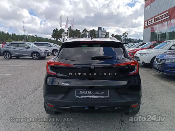 Melns Mitsubishi ASX 2025 Tallina, ar dzinēja tilpumu 1.00 L un nobraukumu 0 tūkst. km par 23990 €, foto 4 vietnē AUTOMOTO.COM.LV
