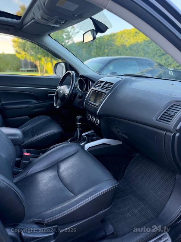 Black Mitsubishi ASX 2011 in Tallinn, with an engine capacity of 1.80 L and mileage of 192 thousand km for 4990 €, photo 9 on AUTOMOTO.COM.LV