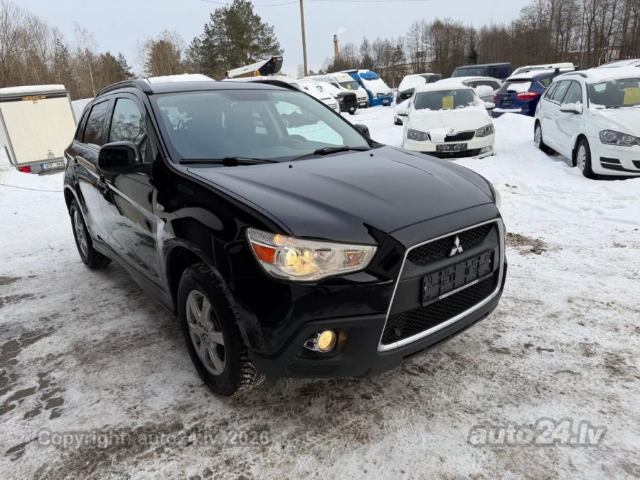 Melns Mitsubishi ASX 2012 Veru, ar dzinēja tilpumu 1.80 L un nobraukumu 268 tūkst. km par 5490 €, foto 3 vietnē AUTOMOTO.COM.LV