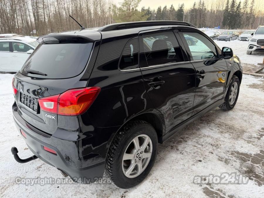 Melns Mitsubishi ASX 2012 Veru, ar dzinēja tilpumu 1.80 L un nobraukumu 268 tūkst. km par 5490 €, foto 4 vietnē AUTOMOTO.COM.LV