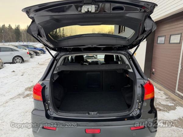 Melns Mitsubishi ASX 2012 Veru, ar dzinēja tilpumu 1.80 L un nobraukumu 268 tūkst. km par 5490 €, foto 11 vietnē AUTOMOTO.COM.LV