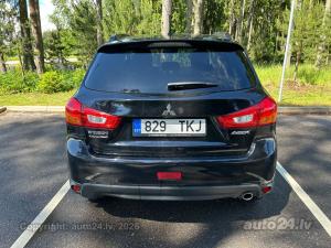 Black Mitsubishi ASX 2013 in Polva, with an engine capacity of 1.60 L and mileage of 122 thousand km for 6000 €, photo 5 on AUTOMOTO.COM.LV