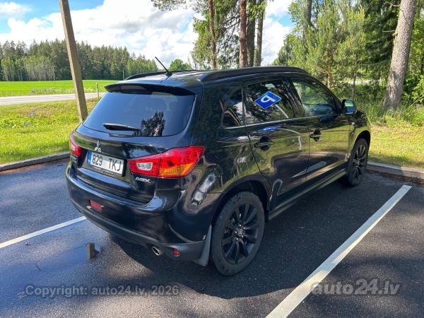 Black Mitsubishi ASX 2013 in Polva, with an engine capacity of 1.60 L and mileage of 122 thousand km for 6000 €, photo 5 on AUTOMOTO.COM.LV