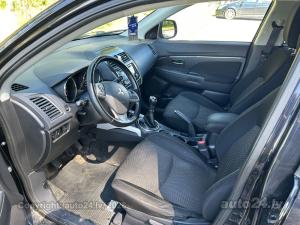 Black Mitsubishi ASX 2013 in Polva, with an engine capacity of 1.60 L and mileage of 122 thousand km for 6000 €, photo 10 on AUTOMOTO.COM.LV