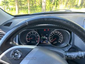 Black Mitsubishi ASX 2013 in Polva, with an engine capacity of 1.60 L and mileage of 122 thousand km for 6000 €, photo 12 on AUTOMOTO.COM.LV