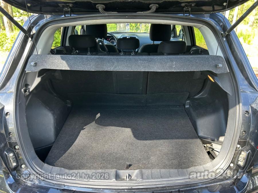 Black Mitsubishi ASX 2013 in Polva, with an engine capacity of 1.60 L and mileage of 122 thousand km for 6000 €, photo 18 on AUTOMOTO.COM.LV