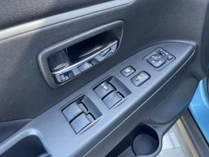 Zils Mitsubishi ASX 2010 Jūrmala, ar dzinēja tilpumu 1.80 L un nobraukumu 215 tūkst. km par 5450 €, foto 21 vietnē AUTOMOTO.COM.LV
