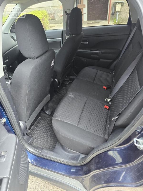 Blue Mitsubishi ASX 2011 in Vilnius, with an engine capacity of 1.80 L and mileage of 329 thousand km for 3650 €, photo 8 on AUTOMOTO.COM.LV