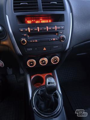Blue Mitsubishi ASX 2011 in Vilnius, with an engine capacity of 1.80 L and mileage of 329 thousand km for 3650 €, photo 11 on AUTOMOTO.COM.LV