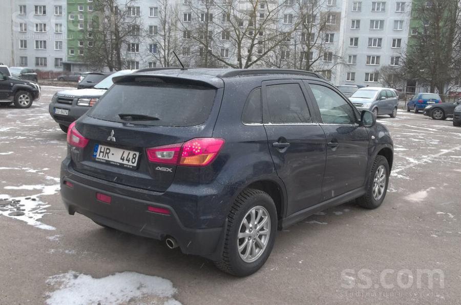 Blue Mitsubishi ASX 2011 in Riga, with an engine capacity of 1.60 L and mileage of 256 thousand km for 4850 €, photo 5 on AUTOMOTO.COM.LV