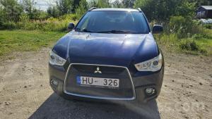 Blue Mitsubishi ASX 2011 in Riga, with an engine capacity of 1.60 L and mileage of 250 thousand km for 2800 €, photo 3 on AUTOMOTO.COM.LV