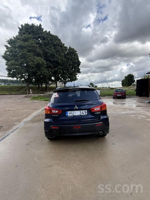 Zils Mitsubishi ASX 2011 Liepāja, ar dzinēja tilpumu 1.60 L un nobraukumu 212 tūkst. km par 5700 €, foto 5 vietnē AUTOMOTO.COM.LV