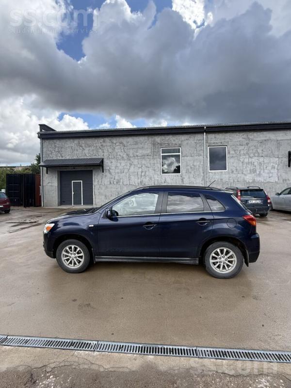 Zils Mitsubishi ASX 2011 Liepāja, ar dzinēja tilpumu 1.60 L un nobraukumu 212 tūkst. km par 5700 €, foto 7 vietnē AUTOMOTO.COM.LV