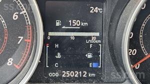 Zils Mitsubishi ASX 2011 Rīga, ar dzinēja tilpumu 1.60 L un nobraukumu 250 tūkst. km par 2200 €, foto 6 vietnē AUTOMOTO.COM.LV