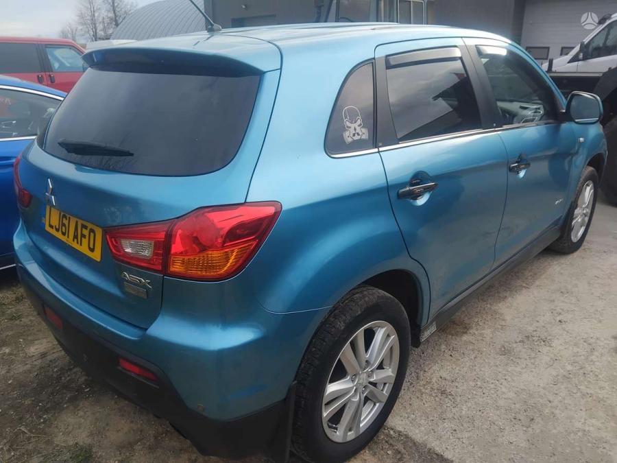 Zils Mitsubishi ASX 2011 Ignalina, ar dzinēja tilpumu 1.80 L un nobraukumu 158 tūkst. km par 2450 €, foto 4 vietnē AUTOMOTO.COM.LV