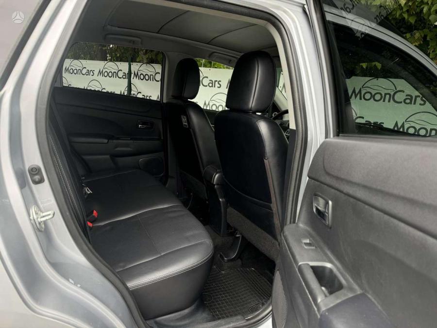 Zils Mitsubishi ASX 2011 Viļņa, ar dzinēja tilpumu 1.80 L un nobraukumu 236 tūkst. km par 4800 €, foto 16 vietnē AUTOMOTO.COM.LV