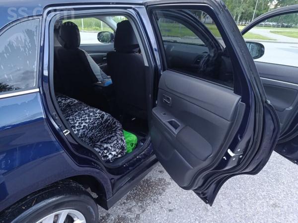 Zils Mitsubishi ASX 2012 Rīga, ar dzinēja tilpumu 1.80 L un nobraukumu 222 tūkst. km par 6300 €, foto 9 vietnē AUTOMOTO.COM.LV