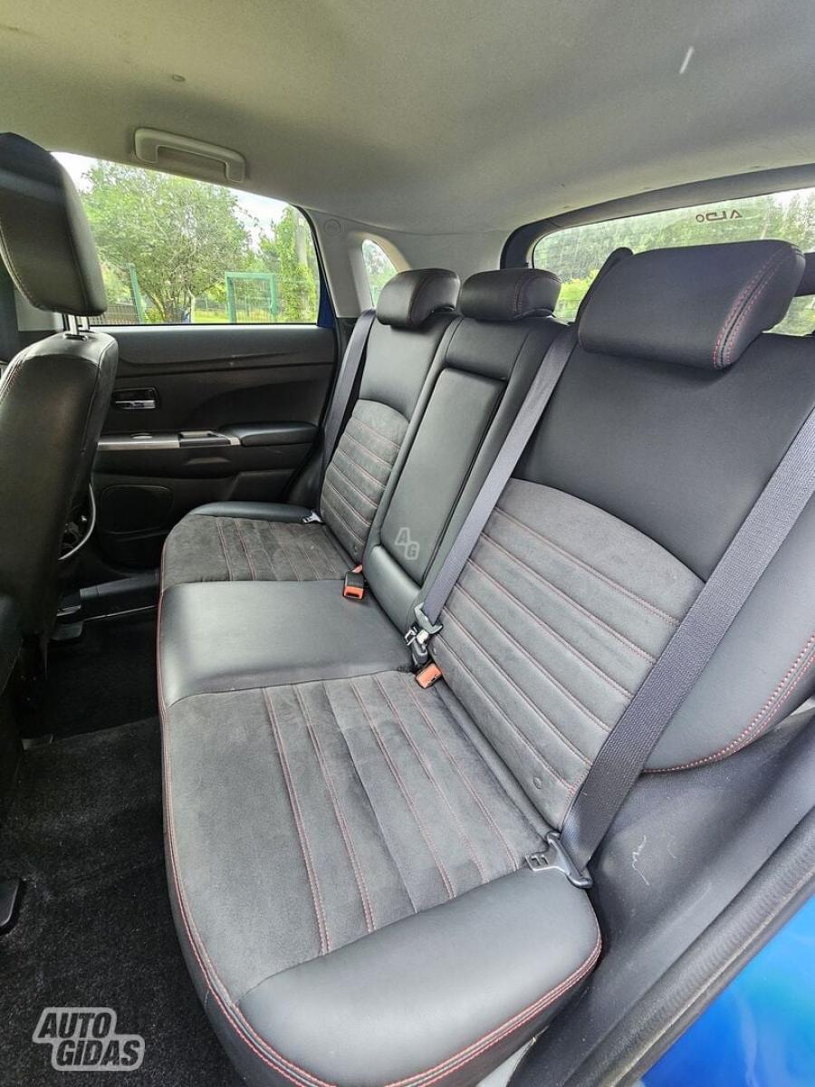 Blue Mitsubishi ASX 2018 in Vilnius, with an engine capacity of 1.60 L and mileage of 112 thousand km for 12000 €, photo 8 on AUTOMOTO.COM.LV