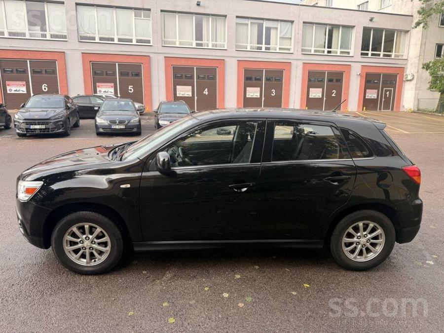 Blue Mitsubishi ASX 2010 in Riga, with an engine capacity of 1.80 L and mileage of 0 thousand km for 3500 €, photo 4 on AUTOMOTO.COM.LV